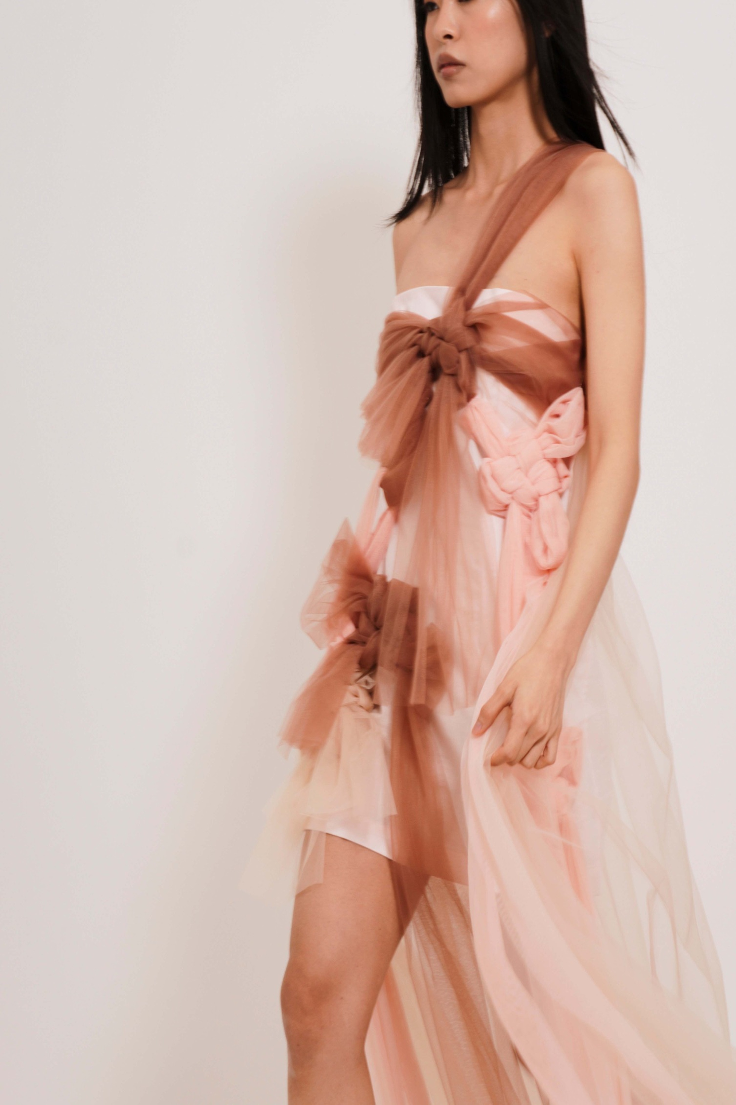 Entwined Origins: Presence - Nopphanan Ungudomsin - UAL Showcase